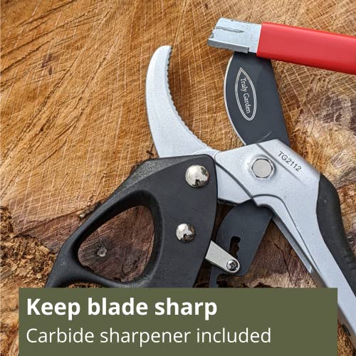 Heavy Duty Ratchet Pruner with Carbide Sharpener and Oil Sponge. These anvil style pruning shears double your cutting strength. Great for seniors or anyone with thick branches to cut. By Truly Garden