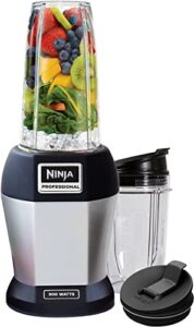 ninja nutri pro compact personal blender, with 18 oz. and 24 oz. to go cups, in a black and silver finish