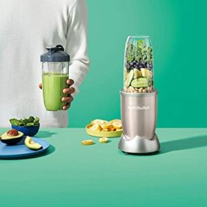 NutriBullet Pro - High-Speed Blender/Mixer System with Hardcover Recipe Book Included (900 Watts) (Renewed)