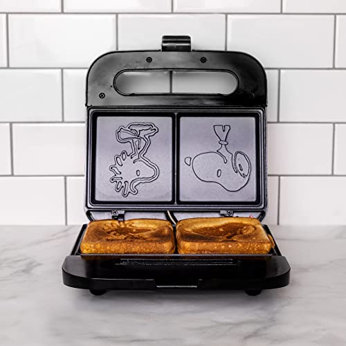 Uncanny Brands Peanuts Grilled Cheese Maker - Make Snoopy and Woodstock Sandwiches - Kitchen Appliance