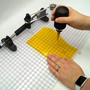 Creator's Cutter's Mate Mini Glass Cutter Includes Two Waffle Grids