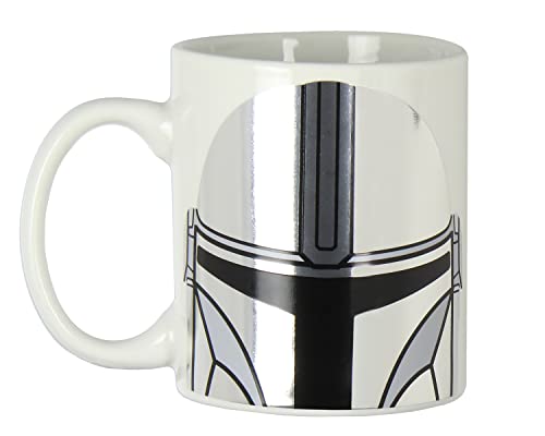 CultureFly The Mandalorian Gift Set with 12oz Mug, Crew socks and Keychain One-Size