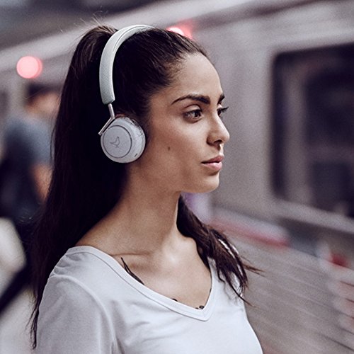 Libratone Q Adapt Active Noise Cancelling Headphones, Wireless Bluetooth Over Ear Headset w/Mic, CSR 8670 Chip, aptX Lossless Hi-Fi Sound with Deep Bass, 20 Hours Playtime for Travel work TV-White