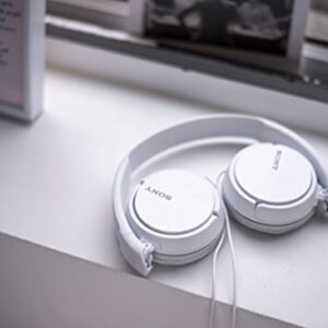 Sony ZX Series Wired On-Ear Headphones with Mic, White MDR-ZX110AP