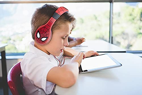 eKids Spiderman Kids Headphones, Adjustable Headband, Stereo Sound, 3.5Mm Jack, Wired, Tangle-Free, Volume Control, Childrens Headphones Over Ear for School Home, Travel