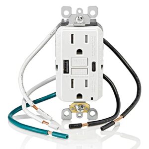 Leviton GUAC1-W 15A SmartlockPro Self-Test GFCI Combination 24W(4.8A) Type A/C USB in-Wall Charger Outlet, White