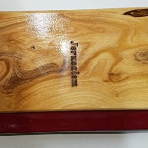 Bethlehem Gifts TM Olive Wood Bible La Santa Biblia Red-Letter King James Version Old and New Testament (Spanish Version)