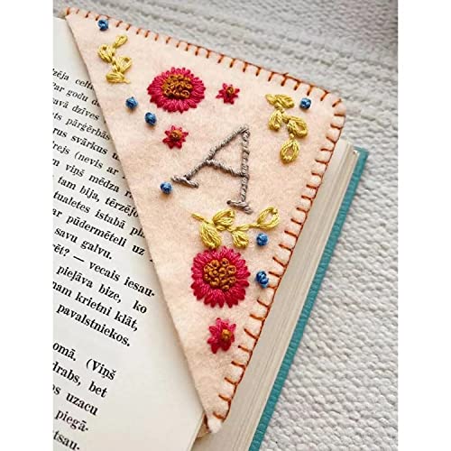 Cute Felt Triangle Bookmark for Women,Hand Stitched Felt Corner Letter Bookmark,Personalized Hand Embroidery Corner Bookmarks Accessories for Book Lovers (A, Fall)