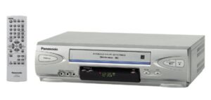 panasonic pv-v4524s 4-head hi-fi vcr, silver