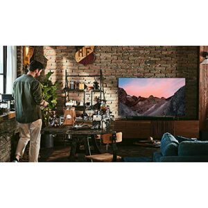 SAMSUNG UN58TU7000 58" 4K Ultra HD LED TV with Deco Gear Home Theater Bundle