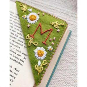 Bookmark Kit Hand Stitched Felt Corner Flower Bookmark,Book Page Markers Set,Unique Funny Bookmarks for Readers Book Lovers Gift (Summer)