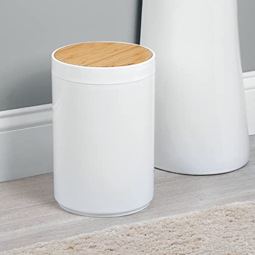 mDesign Plastic Round Trash Can Small Wastebasket, Garbage Bin Container with Swing-Close Lid, Kitchen, Bathroom, Home Office, Bedroom Basket; Holds Waste, Recycling,1.3 Gallon - White/Natural