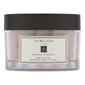 geranium & walnut body scrub/6.7 oz.