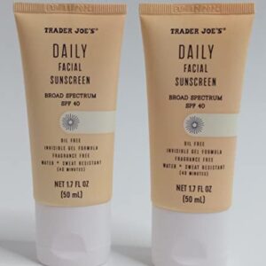 Trader Joe’s Daily Facial Sunscreen - Broad Spectrum SPF 40 - Oil Free Invisible Gel Formula - 1.70 Fl Oz (2-Pack)