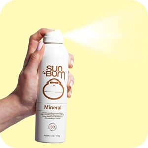 Sun Bum Mineral SPF 30 Sunscreen Spray | Vegan and Reef Friendly (Octinoxate & Oxybenzone Free) Broad Spectrum Natural Sunscreen with UVA/UVB Protection | 6 oz (packaging may vary)