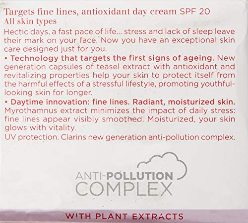 Clarins Multi-Active Day Cream, Broad Spectrum SPF 20 Sunscreen | Multi-Tasking Anti-Aging Moisturizer | UVA/UVB Protection | Visibly Minimizes Fines Lines | Boosts Radiance | Smoothes and Tones