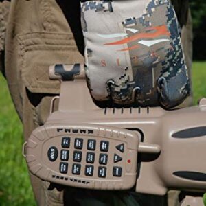 Lucky Duck Rebel Predator Electronic Caller with Decoy