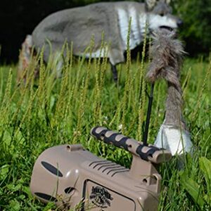 Lucky Duck Rebel Predator Electronic Caller with Decoy