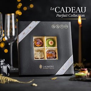 Laumière Gourmet Fruits - Le Cadeau Parfait Collection - Square (16 Pcs) - Dry Fruits and Nuts Gift Box - All Natural California Holiday Fruits & Nuts - No Added Sugar - Gluten Free Basket