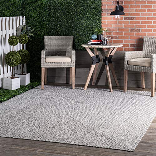 nuLOOM Wynn Braided Indoor/Outdoor Area Rug, 5' x 8', Light Grey/Salt and Pepper