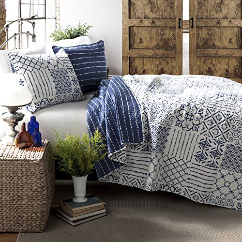 Lush Decor Monique 3 Piece Reversible Print Pattern Blue Quilt Set, King