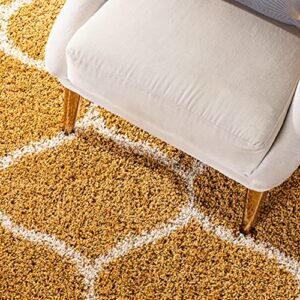 Safavieh Hudson Shag Collection 7' Round Gold/Ivory SGH280E Moroccan Ogee Trellis Non-Shedding 2-inch Thick Area Rug