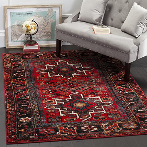 SAFAVIEH Vintage Hamadan Collection 5'3" x 7'6" Red / Multi VTH211A Oriental Traditional Persian Non-Shedding Living Room Bedroom Dining Home Office Area Rug