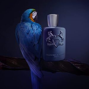 PARFUMS de MARLY - Layton - 2.5 Fl Oz - Eau De Parfum for Men - Top Notes Apple, Bergamot, Lavender - Heart Notes Jasmine, Violet, Geranium - Base Notes Vanilla, Pepper, Guiac Wood, Pacychoouli - 75ml