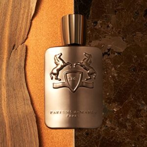 PARFUMS de MARLY - Herod - 2.5 Fl Oz - Eau De Parfum For Men - Top notes Cinnamon, Pepper - Heart notes Tobacco Leaf, Incense, Ciste, Osmanthus - Base notes Vanilla pods, Musk, Woody accord - 75ml