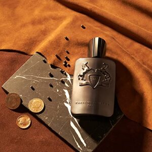 PARFUMS de MARLY - Herod - 2.5 Fl Oz - Eau De Parfum For Men - Top notes Cinnamon, Pepper - Heart notes Tobacco Leaf, Incense, Ciste, Osmanthus - Base notes Vanilla pods, Musk, Woody accord - 75ml