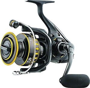 daiwa bg1500 bg saltwater spinning reel, black/gold