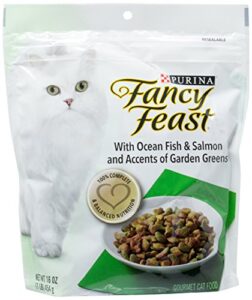 purina fancy feast with ocean fish & salmon and accents of garden greens gourmet cat food