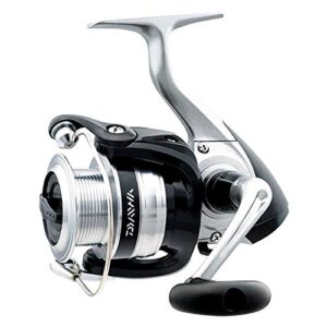 daiwa strikeforce light spinning reel with 5.3:1 gear ratio, 110/8-pound