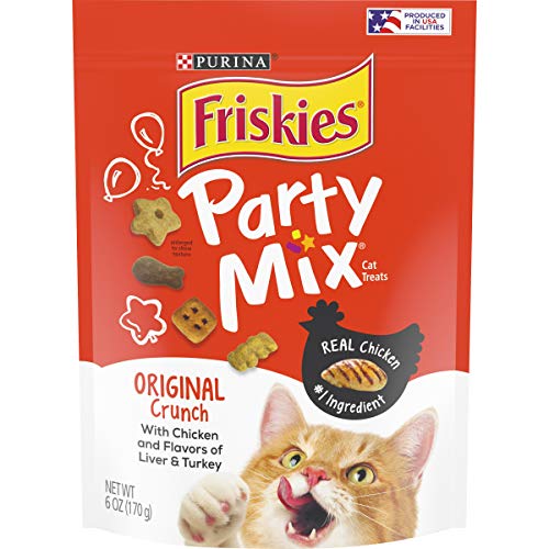 Purina Friskies Made in USA Facilities Cat Treats, Party Mix Original Crunch - (6) 6 oz. Pouches