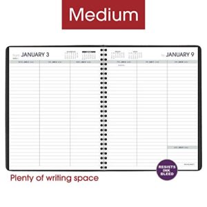 2022 Weekly Planner by AT-A-GLANCE, 6-3/4" x 8-3/4", Medium, Open Scheduling, Black (7085505)