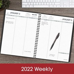 2022 Weekly Planner by AT-A-GLANCE, 6-3/4" x 8-3/4", Medium, Open Scheduling, Black (7085505)