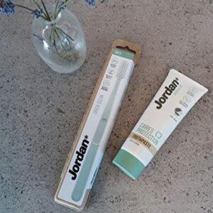 Jordan* ® | Green Clean Manual Toothbrush | Award Winning Sustainable Toothbrush Made from Recycled Materials | Eco-Friendly | Scandinavian Design | Soft Bristle Toothbrush | Mixed Colour | 4 Units