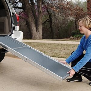 PetSafe Happy Ride Telescoping Dog Ramp for Cars, Trucks, & SUVs - Extends 39 to 72 Inches - Portable Pet Ramp for Large Dogs - Lightweight Aluminum Frame Weighs 13 lb, Supports up to 400 lb