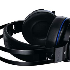 Razer Thresher - Lag-Free Wireless Connection - Retractable Digital Microphone - Gaming Headset Works with PC & PS4