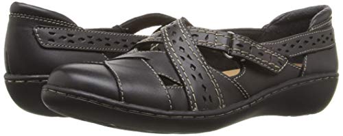 Clarks Women's Ashland Spin Q Slip-On Loafer, Black, 8.5 N US