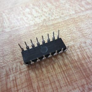 Texas Instruments SN7442AN Plastic Dipped 14 Pin Integrated Circuit