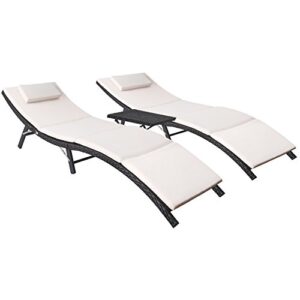 flamaker 3 pieces patio chaise lounge with cushions unadjustable modern outdoor furniture set pe wicker rattan backrest lounger chair patio folding chaise lounge with folding table (beige)