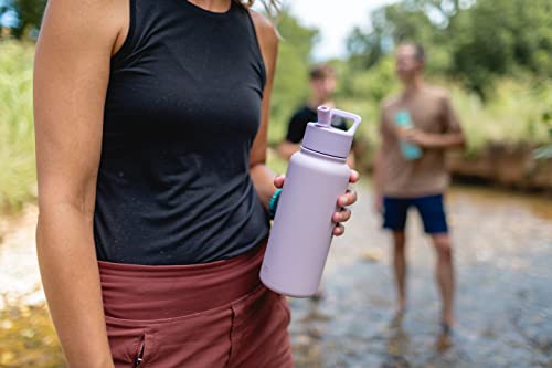 Simple Modern Water Bottle with Straw and Chug Lid Vacuum Insulated Stainless Steel Metal Thermos Bottles | Reusable Leak Proof BPA-Free Flask for Sports, Gym | Summit Collection | 32oz, Winter White