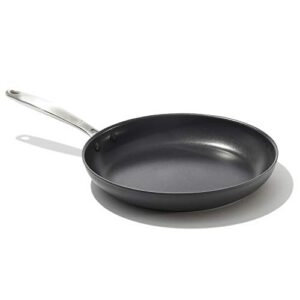 oxo good grips pro 12″ frying pan skillet, 3-layered german engineered nonstick coating, dishwasher safe, oven safe, stainless steel handle, black