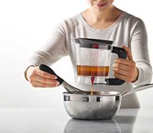 OXO Good Grips Good Gravy 4-Cup Fat Separator