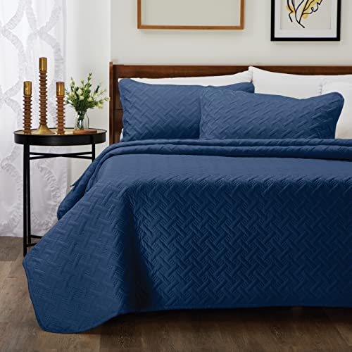 Cosy House Collection Luxury Rayon Derived from Bamboo 3-Piece Quilt Set - Ultra Soft Quilted Coverlet Bedspread - Classic Weave Stitch - Includes Quilt & 1 Pillow Sham - Twin/Twin XL, Navy Blue