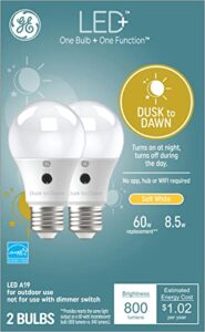 ge led+ dusk to dawn led light bulbs with sunlight sensors, automatic on/off light sensing bulb, soft white, a19 bulbs (2 pack)