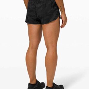 LULULEMON Hotty Hot Short II 2.5" (Color 002, 8)