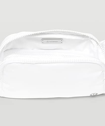 Lululemon Athletica Everywhere Belt Bag 1L (White)