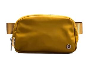 lululemon everywhere belt bag 1l (burnt caramel)